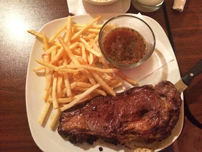 This isn't just dinner—it's a relationship. You, those golden fries, and a prime rib that's more tender than the last ten minutes of "Field of Dreams."