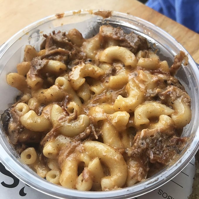 Mac and cheese that doesn't know whether it's comfort food or a religious experience. The brisket chunks aren't just toppings – they're co-stars.