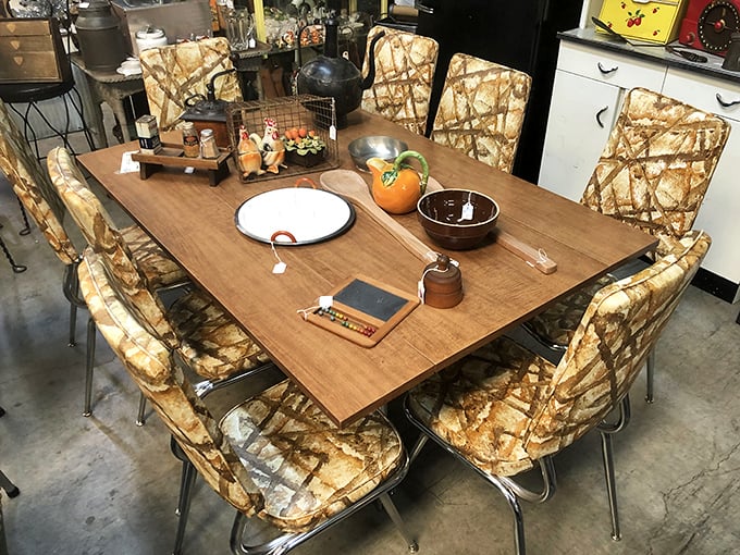 This mid-century dining set with its geometric upholstery looks ready for a 1970s dinner party—just add fondue and conversation!