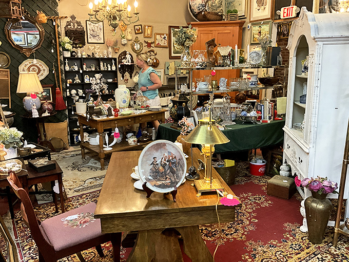 Every booth tells a story – this one's apparently about someone who never met a collectible they didn't like. Marie Kondo would have a panic attack.