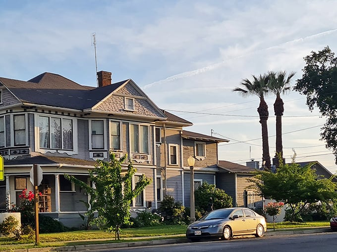 Historic homes with actual front porches where people sit and wave—a California unicorn that somehow still exists in Visalia's charming neighborhoods. 