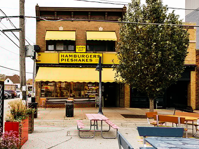 The yellow exterior practically glows with warmth, like a beacon calling all hungry souls to breakfast paradise. 