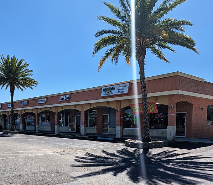 Rich Island's tropical-colored strip mall home might not scream "gourmet," but your taste buds will disagree. Palm trees and patties—Florida perfection!