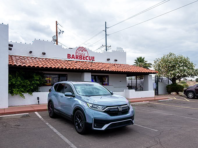 When a BBQ joint looks this inviting from outside, you know good things await within.