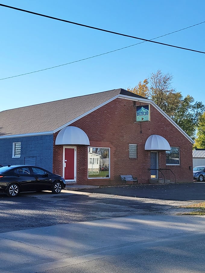 Those white awnings shelter some of the most satisfying beef you'll find in Galesburg.