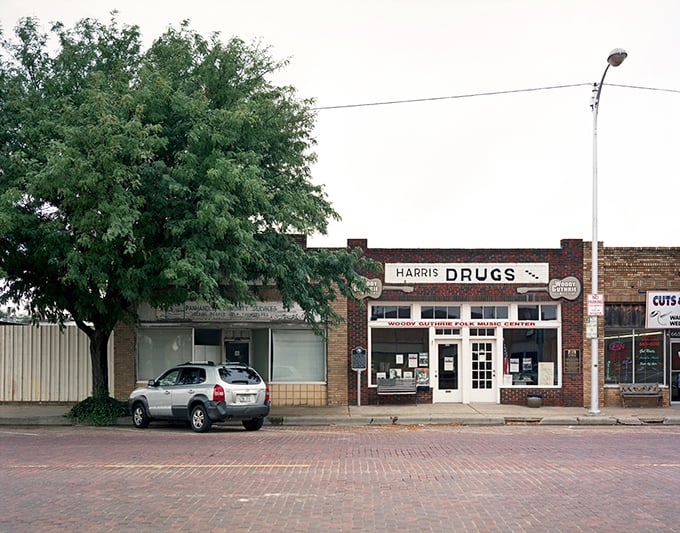 This classic small-town scene proves that the best things in life come with the smallest price tags.