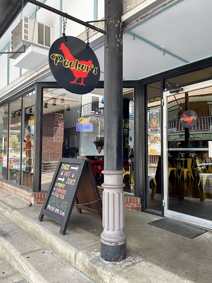 That hanging sign says it all – follow the red rooster to find Eureka Springs' crispy chicken treasure.