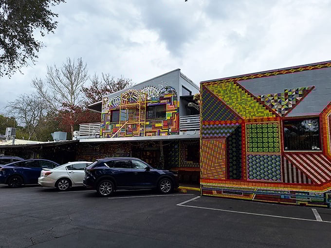 That psychedelic exterior is just the appetizer. Satchel's colorful facade is the pizza equivalent of judging a book by its cover – and for once, the inside is even wilder!