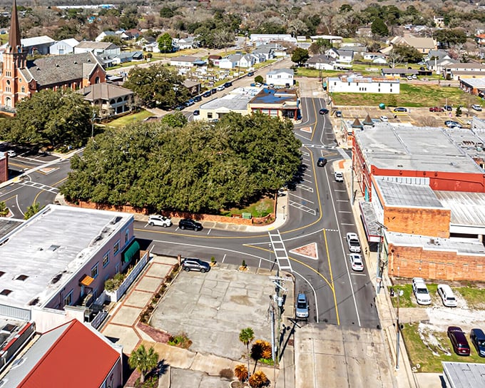 From above, Abbeville reveals its perfect town square design, with magnificent oaks creating a natural canopy over the historic district.