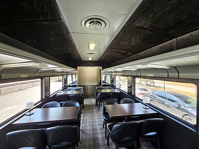 Dining cars: where the views compete with your meal for attention, and both deserve five stars.