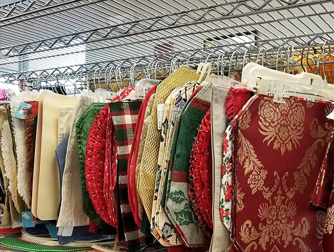 Holiday tablecloths and placemats galore—because nothing says "I've got my life together" like seasonal table décor at one-tenth retail price.