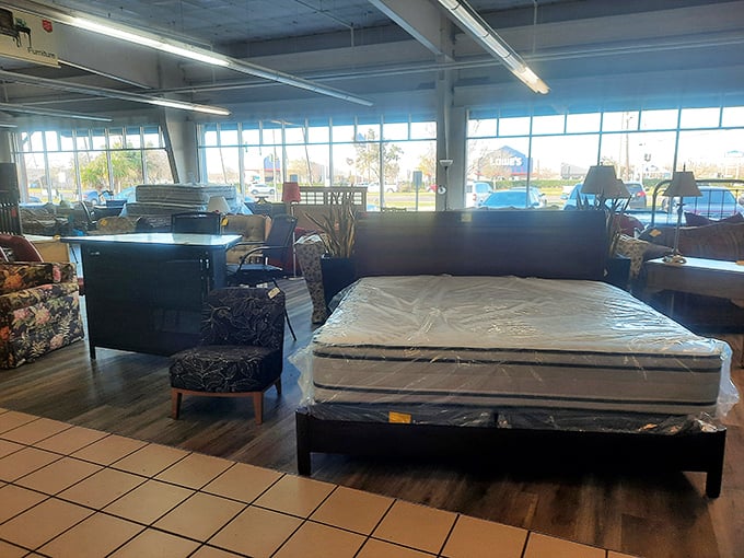 "I'll take the dreams that come with it, too." A nearly-new mattress set awaits someone's best sleep ever—at a fraction of retail price.