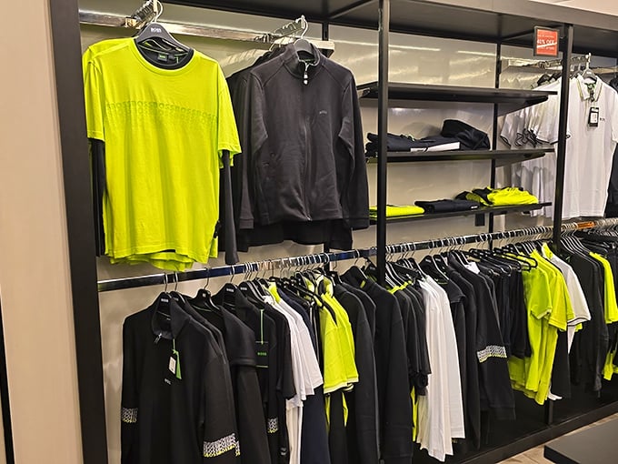 The neon-and-noir color scheme creates a striking visual feast – athletic wear that demands to be noticed.