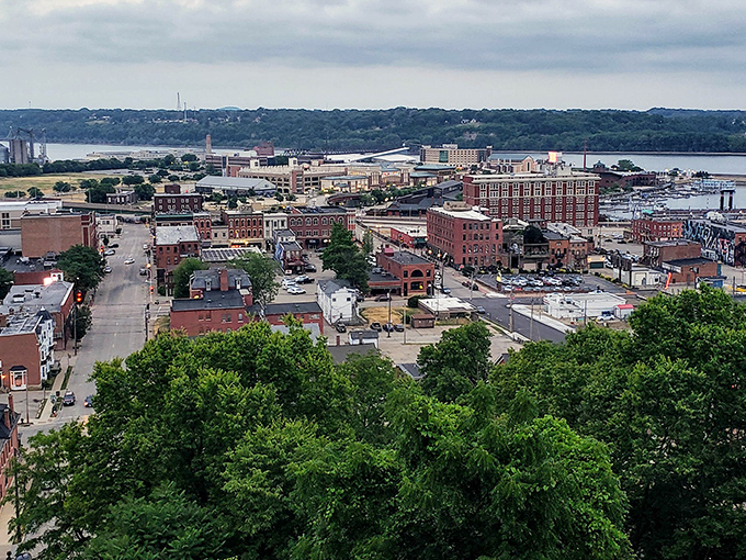 Dubuque's historic downtown maintains its vintage charm while keeping modern prices refreshingly reasonable for retirees.