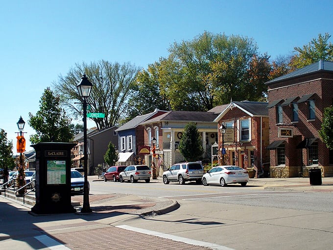 Le Claire's charming main street offers small-town shopping with Mississippi River views just steps away.