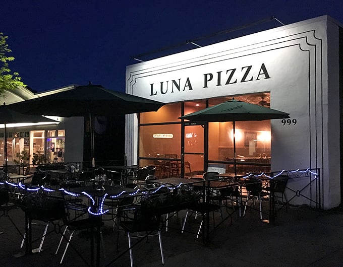 Luna's clean lines and outdoor seating scream "neighborhood favorite" – and the locals would absolutely agree.