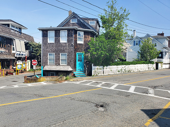 Brick buildings and history on every corner in Sandwich. The kind of town where even the stop signs seem to have interesting backstories.