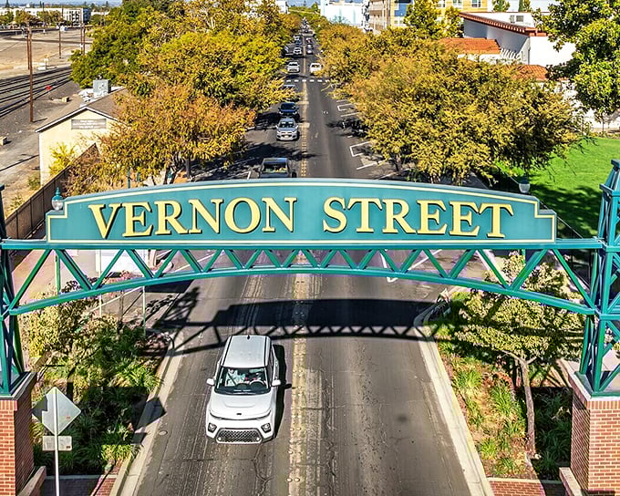 Vernon Street welcomes visitors to downtown Roseville, where history and community spirit meet in the city’s vibrant core.