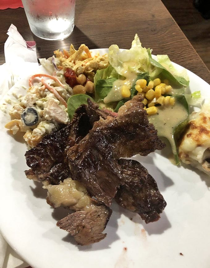 A plate that tells the true story of rodízio—where meat is the star, but the supporting cast of sides deserves its own standing ovation.