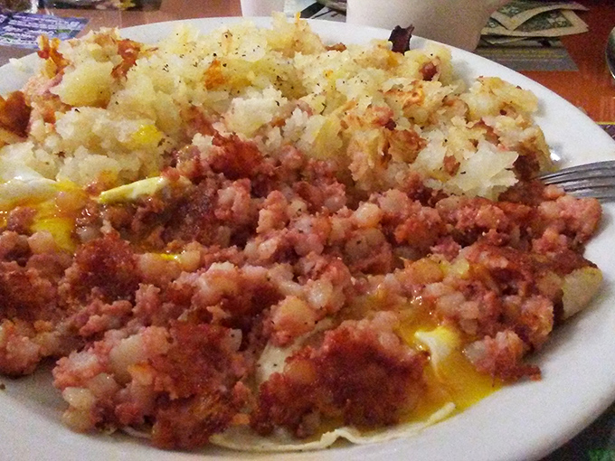 Corned beef hash that's actually made from corned beef! Revolutionary concept, I know, but Flo's doesn't cut corners – just potatoes.