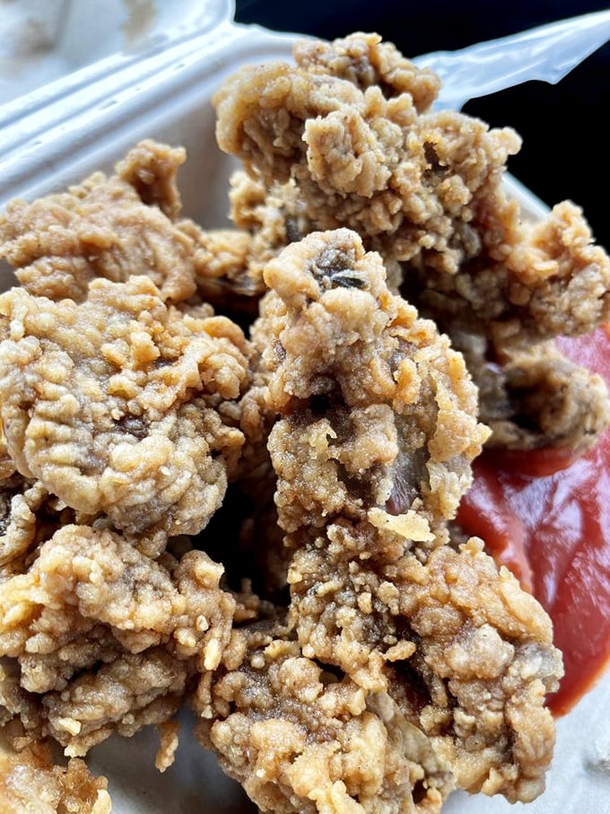Crispy fried gizzards—the unsung heroes of the chicken world. For the adventurous eater, these crunchy morsels are pure treasure.