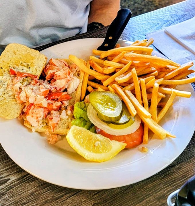 The lobster roll—where buttery toasted bread meets sweet lobster meat in a romance that makes "The Notebook" look like casual dating.