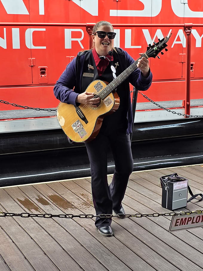 Live music on the platform adds that special Branson touch—because every great journey deserves its own soundtrack.