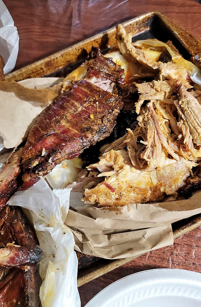 This isn't a tornado of shredded meat—it's honest-to-goodness sliced pork that knows what it's about.