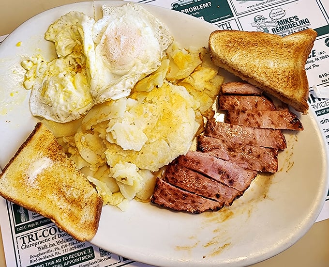 Steak and eggs done right – when your breakfast looks this good, lunch becomes completely optional.