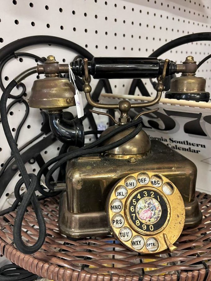 Before smartphones ruled our lives, this brass beauty connected people. Imagine the conversations this vintage telephone has witnessed!
