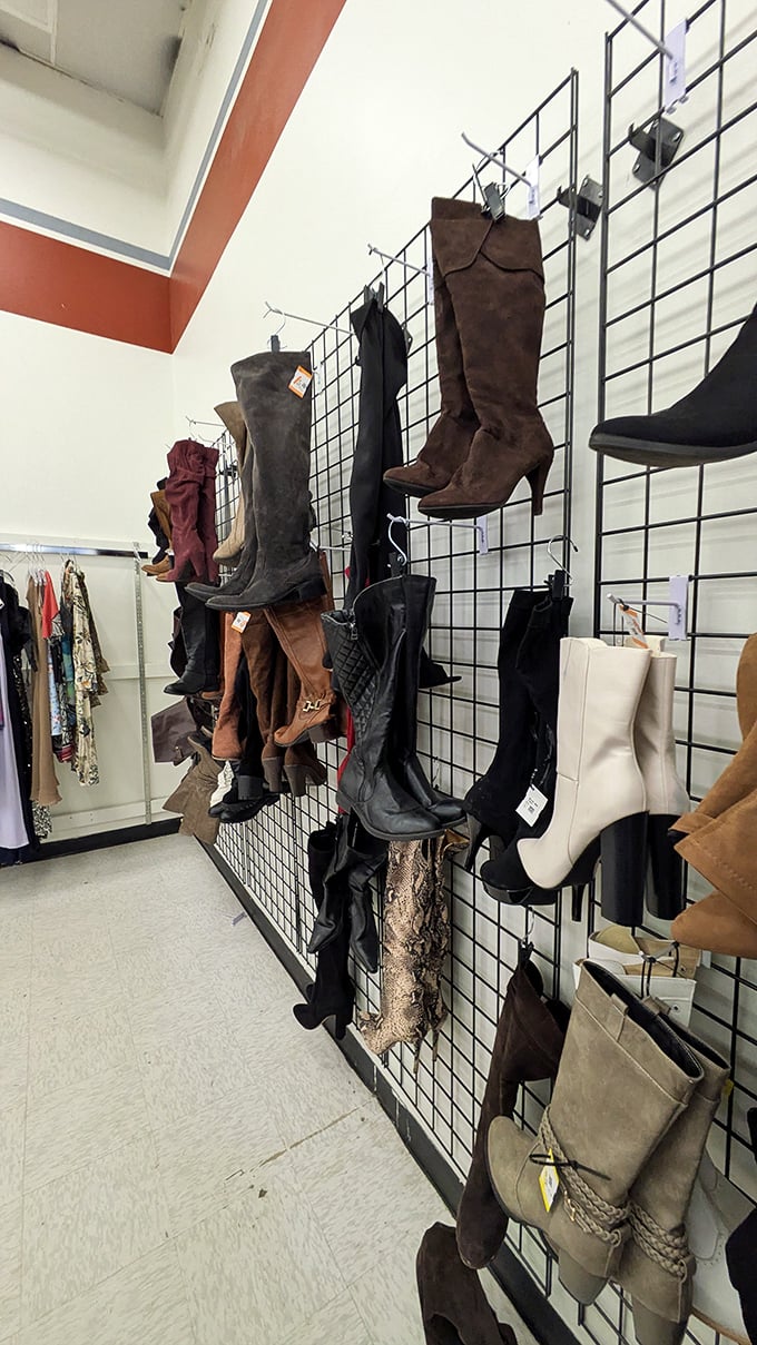 Boot boulevard! From cowgirl chic to metropolitan sleek, these pre-loved footwear finds are ready for their second act on your feet.
