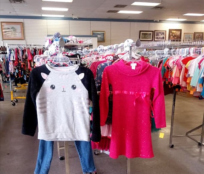 That adorable cat-face shirt might just be the cutest thing in Montgomery today. Children's clothes with plenty of life left in them, ready for new adventures.