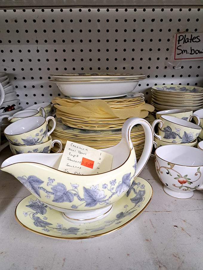 This delicate blue and white gravy boat isn't just kitchenware; it's a portal to Sunday dinners past. Imagine the gravy that once flowed from this elegant vessel!