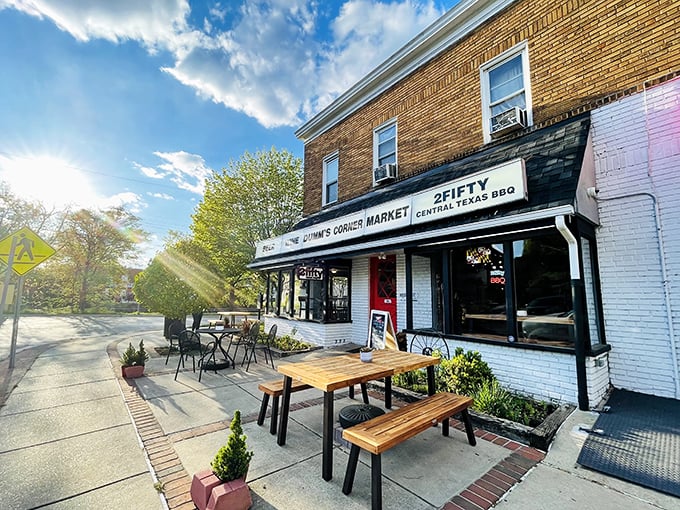 2Fifty Texas BBQ brings Central Texas tradition to this charming corner market in Riverdale Park.