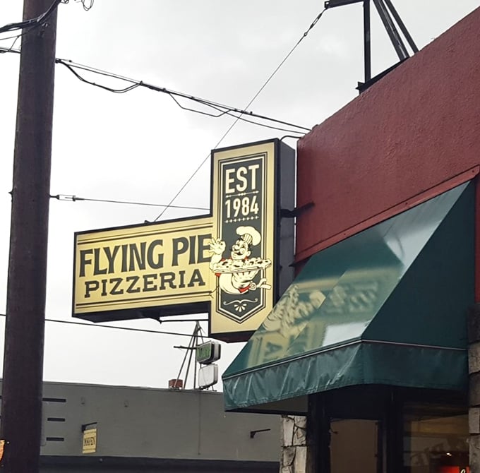 That retro sign has been beckoning Portland pizza fans since the Reagan administration – and for good reason.