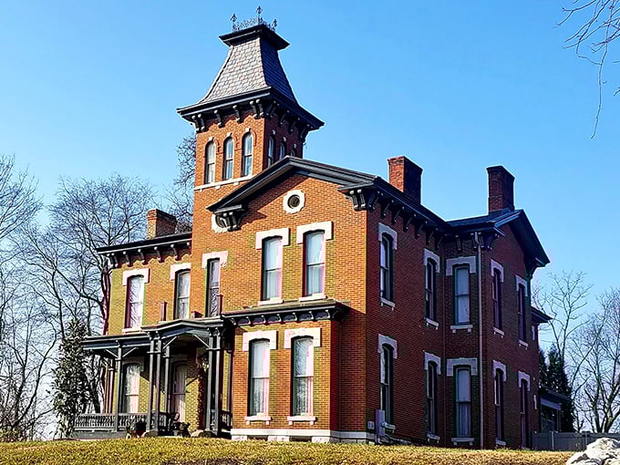Alton's Victorian-era mansion showcases the grand architecture available at surprisingly affordable prices in this central Illinois city.