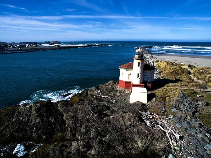 Those sea stacks stand like ancient sentinels, keeping watch over Bandon's spectacular shores.