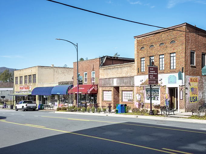 Brevard's downtown street scene – where even the traffic lights seem to operate on "mountain time" and nobody minds one bit.