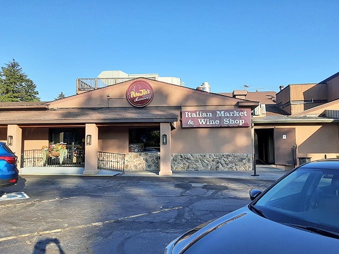 The Italian Market next door means you can take a little bit of Papa Joe's magic home—though results may vary!