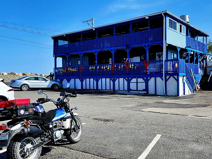 Ray's commanding presence on Ocean Boulevard has been a beacon for seafood lovers for decades.