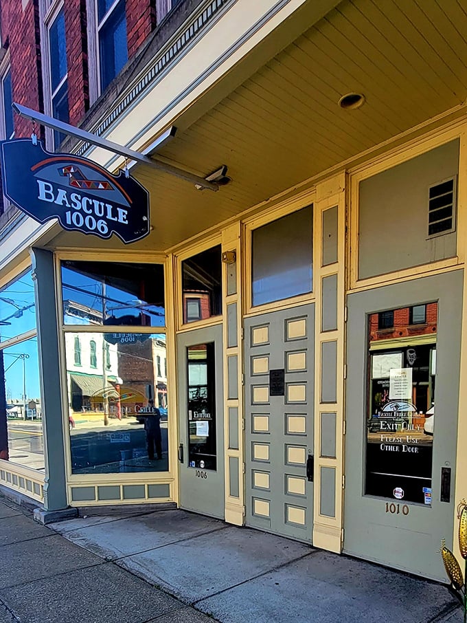 The Bascule 1006 storefront invites passersby with its vintage charm and geometric windows – like a Wes Anderson film set waiting for its quirky characters.
