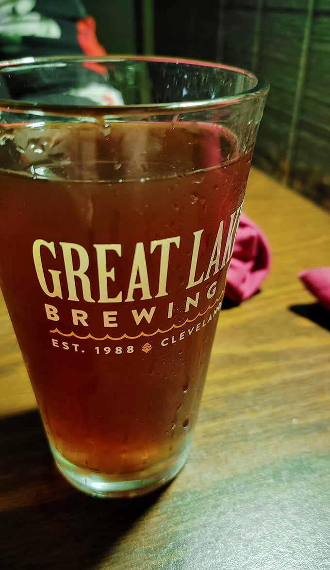 Ohio knows good beer—Great Lakes Brewing's amber offering provides the perfect companion to the mill's hearty fare.