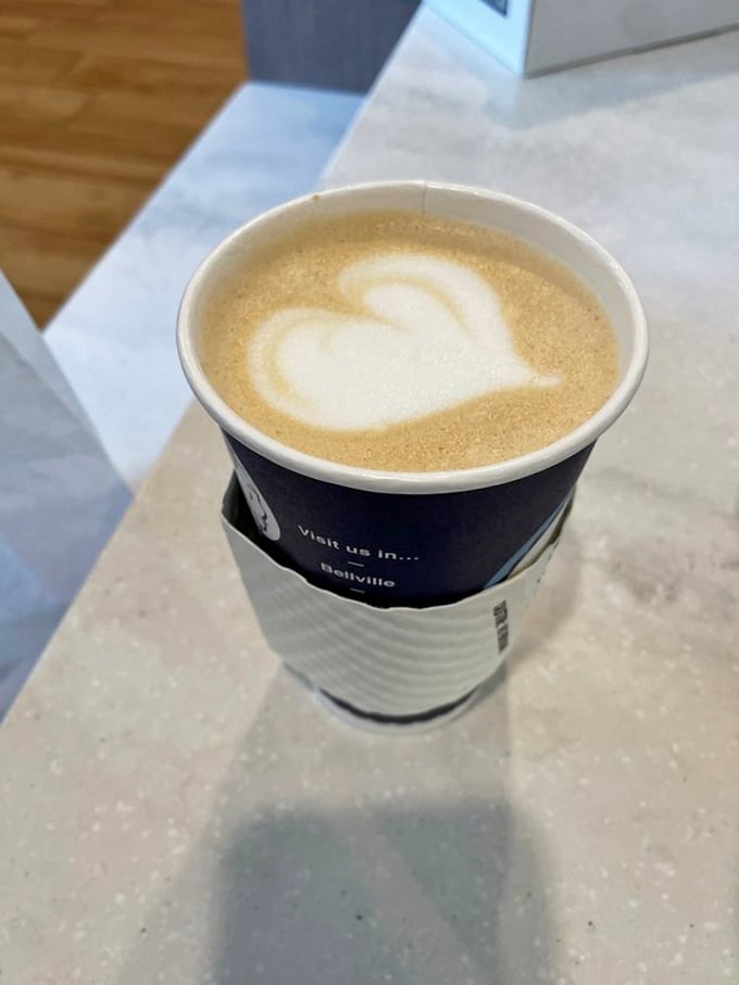 Even their coffee gets the homemade treatment – a caramel latte that makes chain coffee shops seem like sad imposters.