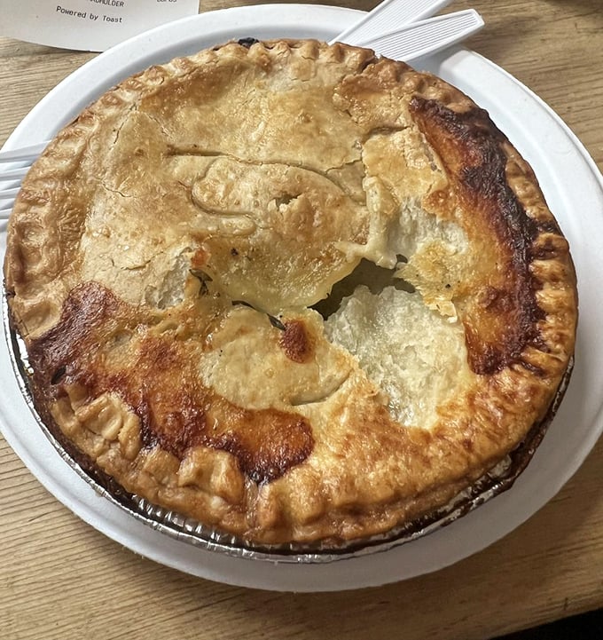 The classic double-crust apple pie – where flaky pastry and tender fruit create the kind of harmony that deserves its own Grammy.