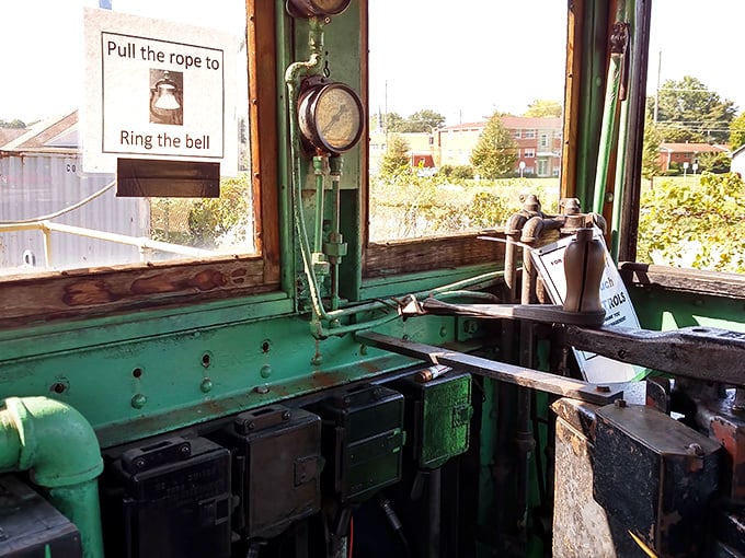 "Pull the rope to ring the bell"—a simple invitation to experience the tactile thrill of railroad operations.