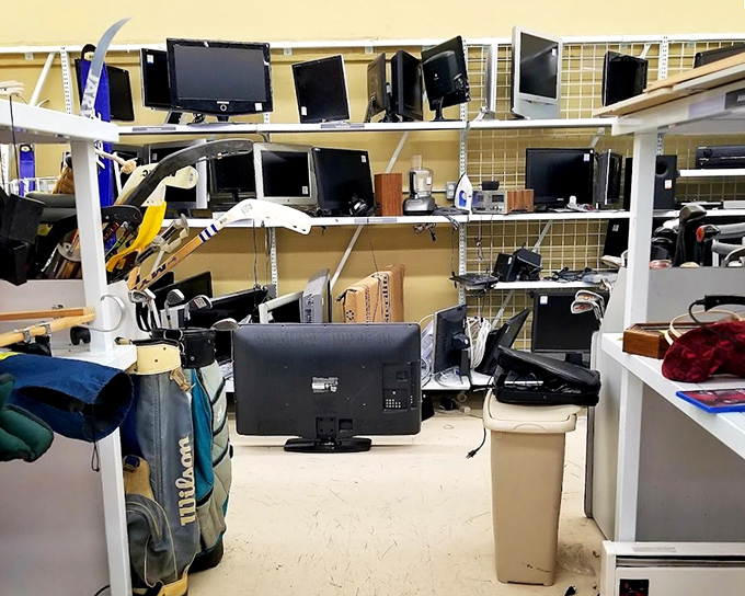Yesterday's technology, today's bargains. Those monitors have seen spreadsheets and family photos—now they're waiting for their next digital chapter.