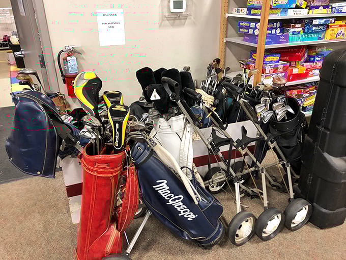 Golf enthusiasts can find their perfect club companion without the country club membership fees.