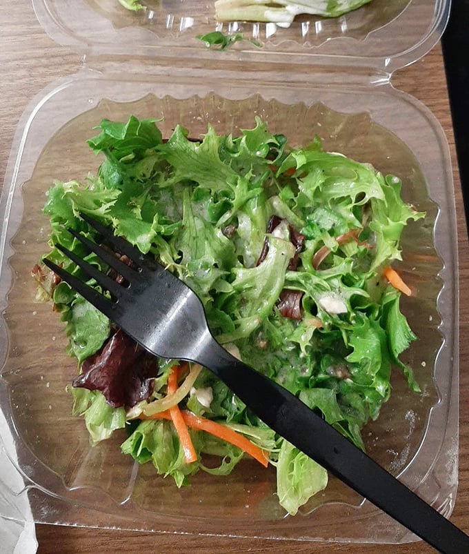 A fresh garden salad provides the perfect counterpoint to all that smoky richness—what dietitians call "strategic vegetable placement."