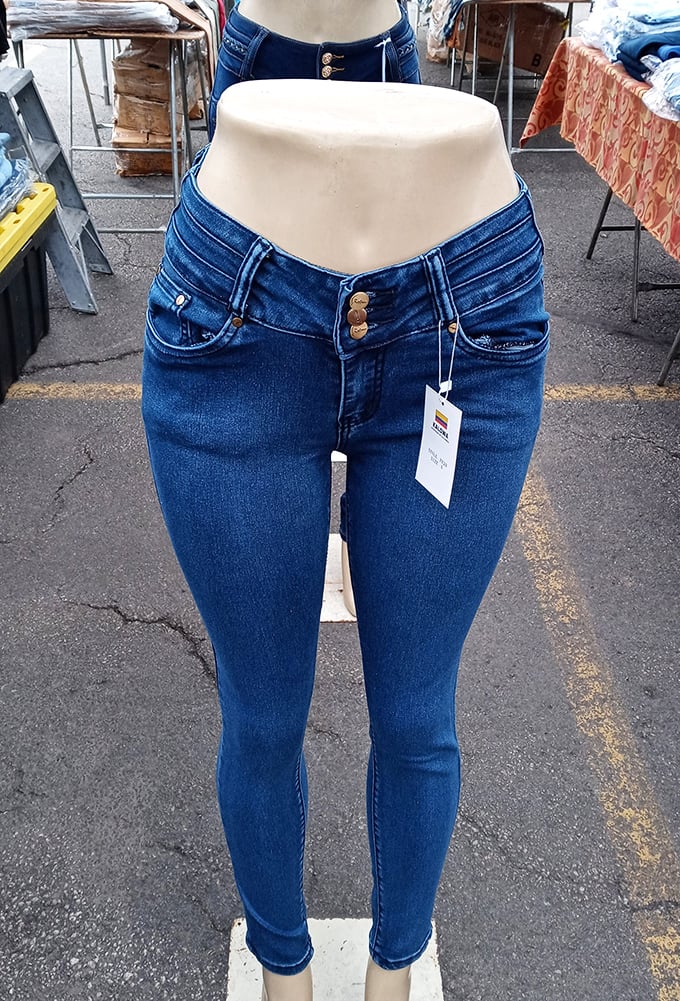 Denim dreams on display—these curve-hugging jeans await their Cinderella moment with someone who appreciates a perfect fit.