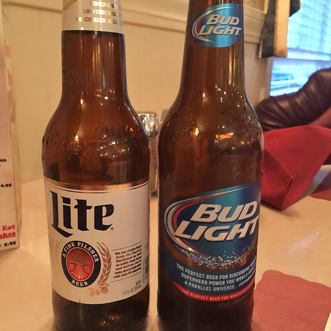 Even the beer selection keeps it refreshingly unpretentious—because sometimes you just want a cold one with your chicken parm.